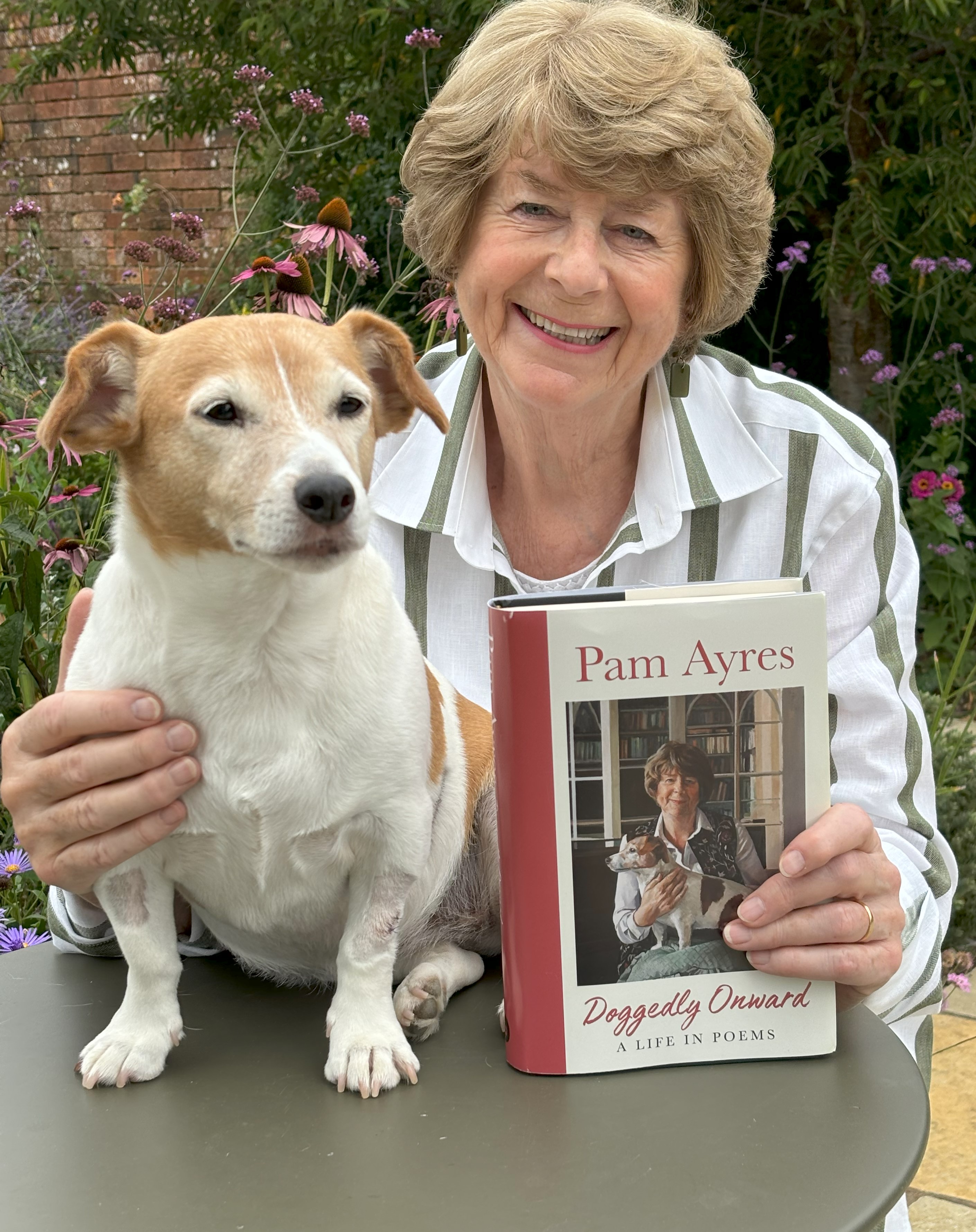 Pam Ayres – Doggedly Onward, A Life in Poems | Cidermill Theatre